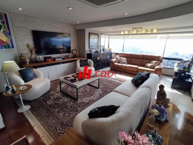 Imperdível cobertura duplex reformada:Morumbi com 4 dormitórios sendo 3 suítes,3 salas área gourmet