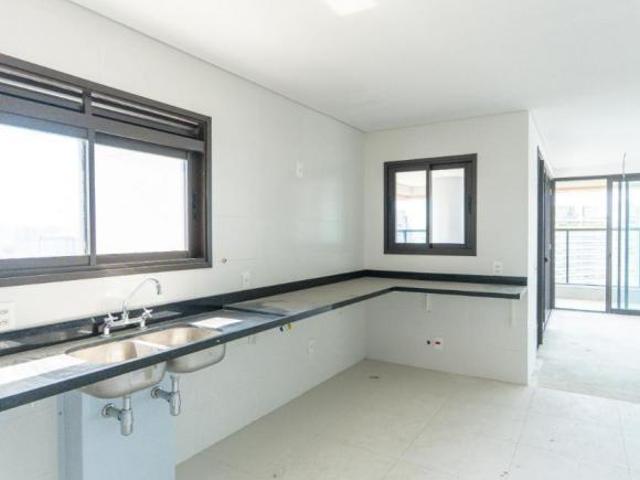 Sensacional cobertura para venda em Moema com 4 quartos, sendo 4 suítes, 281m²