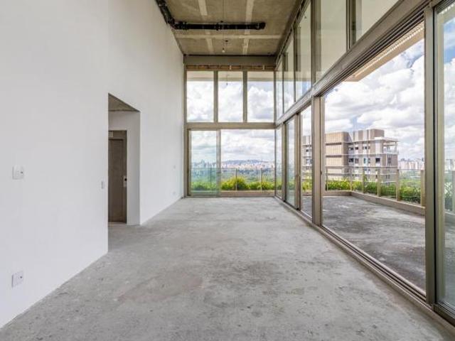 Agradável cobertura para venda em Moema com 4 quartos, sendo 4 suítes, 418m²