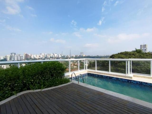 Deslumbrante cobertura para venda em Perdizes com 4 quartos, sendo 4 suítes, 420m²