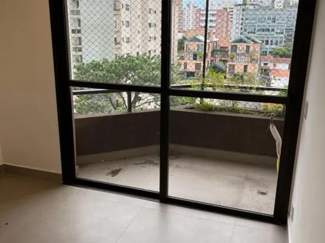 Imperdível Cobertura Reformada em Pinheiros SP: 2 Quartos, 1 Banheiro, 2 lavabos, 3 Vagas 128m² de