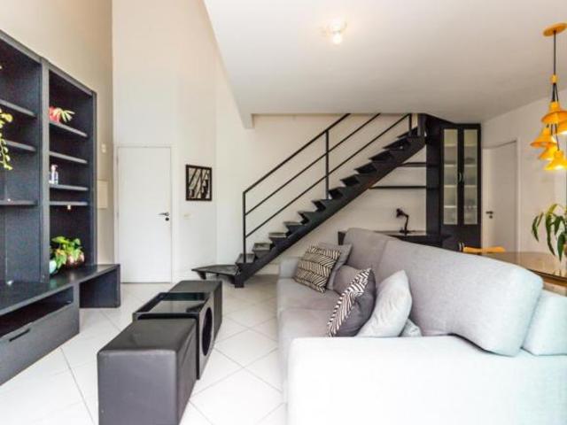 Imperdível duplex para venda e locação em Vila Nova Conceição com 1 quarto, sendo 1 suíte, 74m² re