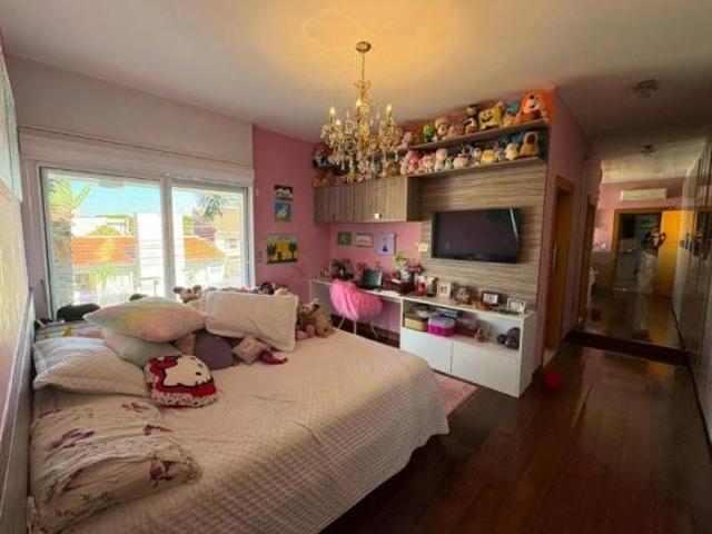 IMPERDIVEL – Lindo Sobrado Mobiliado com excelente Localização
