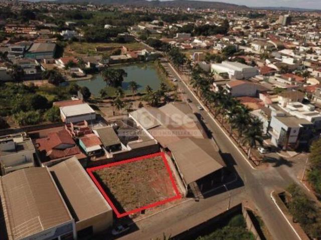 IMPERDÍVEL: LOTE COMERCIAL no Coração de Formosa/GO