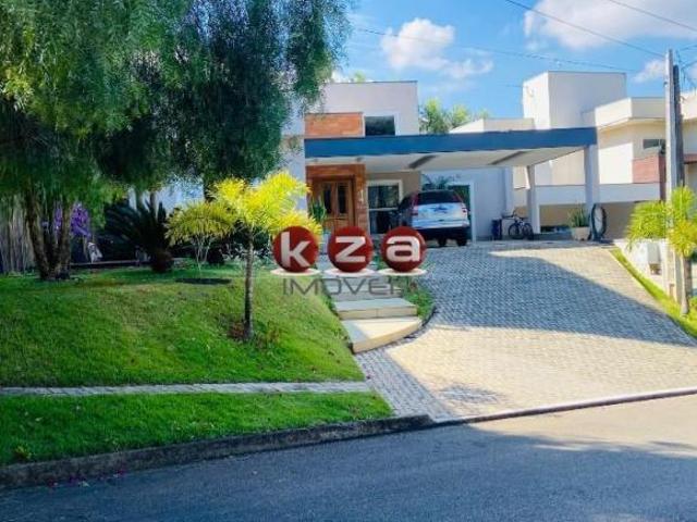 Imperdível residência à venda em Valinhos SP, bairro Chácaras Silvania: 3 quartos, 3 suítes, 2 salas