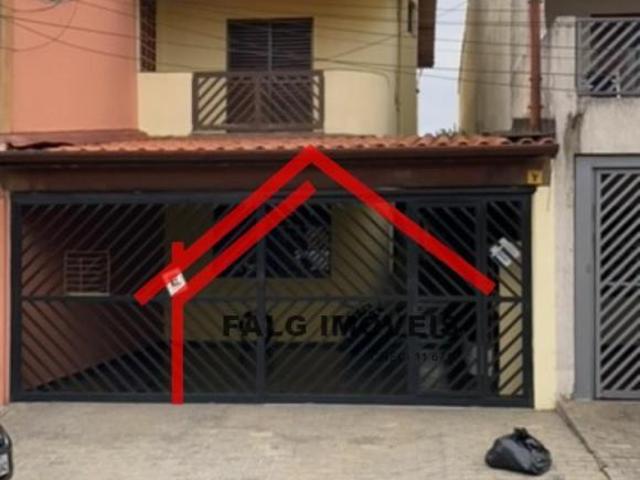 Imperdível Residência de 3 quartos com suíte e 294m² à venda em Osasco Bairro Ayrosa!