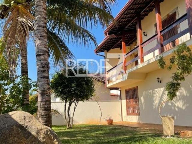Imperdível residência de alto padrão à venda no Jardim Chapadão, Campinas SP: 4 quartos, 1 suíte, 4