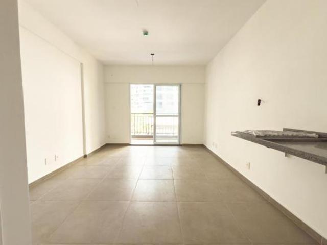 Confortável studio para venda em Campo Belo com 1 quarto, 27m²