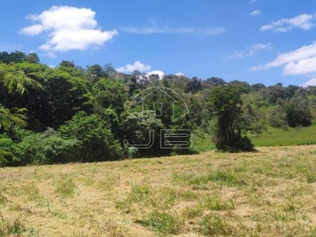 Imperdível sítio à venda em Campinas SP, Sousas: 3 quartos, 2 suítes, 1 sala, 3 banheiros, 37.360,00