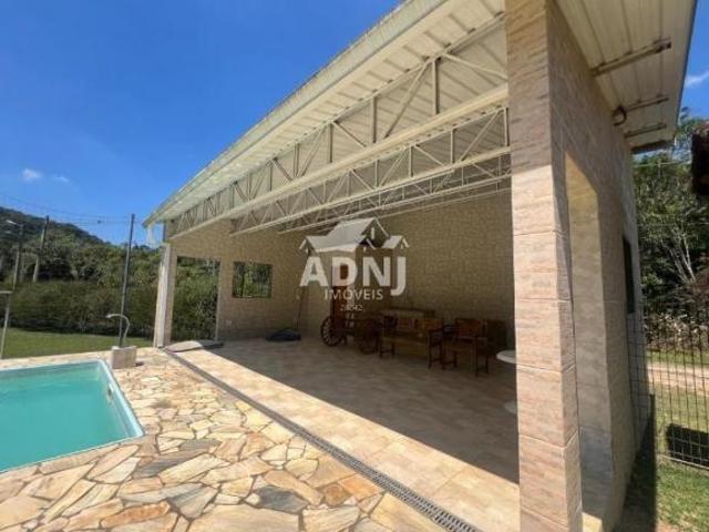 Imperdível Sítio à Venda em Juquitiba SP, 66.000m² de área! Aproveite essa oportunidade única!