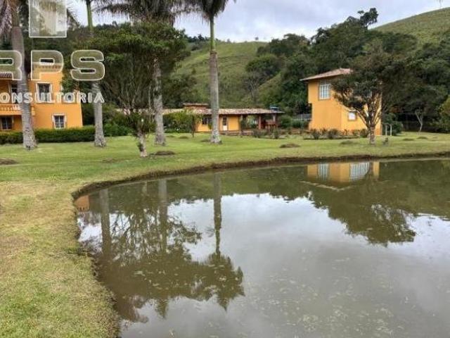 Imperdível: Sítio de luxo em Joanópolis SP com 4 quartos, 4 suítes e 600.000m² de área!
