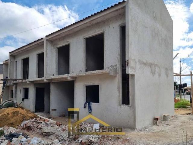 Imperdível Sobrado à Venda em Curitiba PR, Bairro Cidade Industrial: 2 Quartos, 1 Sala, 2 Banheiros
