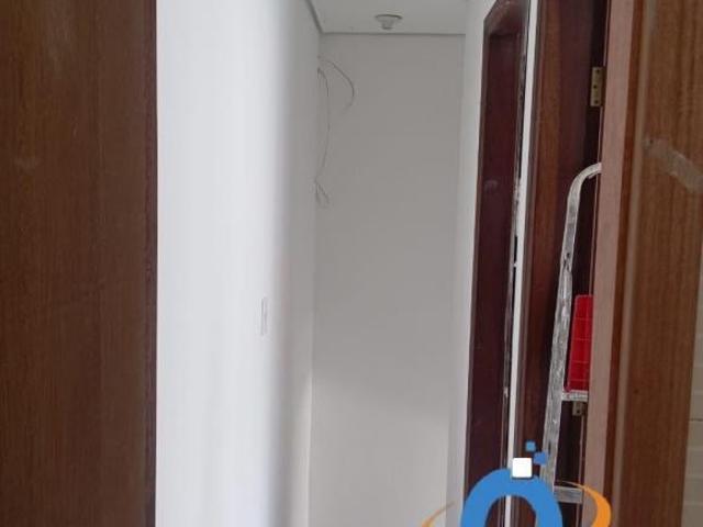 Imperdível: Sobrado à venda em Fazenda Rio Grande PR, Gralha Azul. 2 quartos, 2 salas, 1 vaga, 50m²