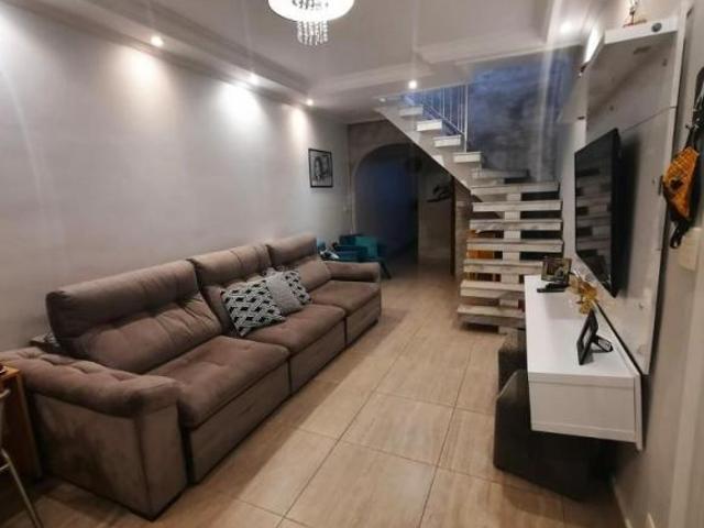 Imperdível Sobrado à Venda em São Paulo SP, Vila Formosa. 3 Quartos, 1 Suíte, 3 Banheiros, 140m². Co