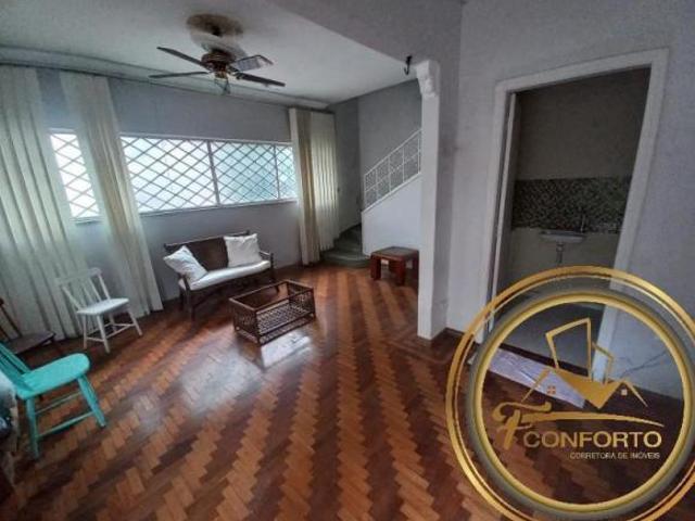 Imperdível sobrado à venda no Cambuci, São Paulo SP, com 2 quartos, 1 sala, 1 banheiro e 2 vagas de