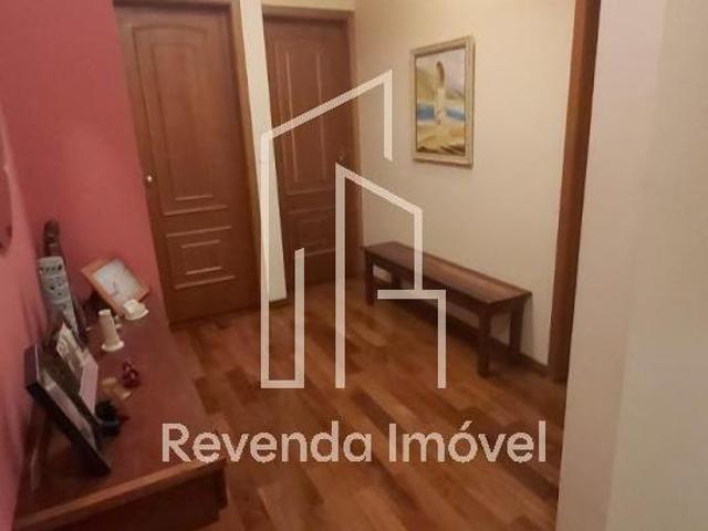 Imperdível Sobrado de Luxo na Vila Scarpelli em Santo André SP: 3 Quartos, 2 Suí