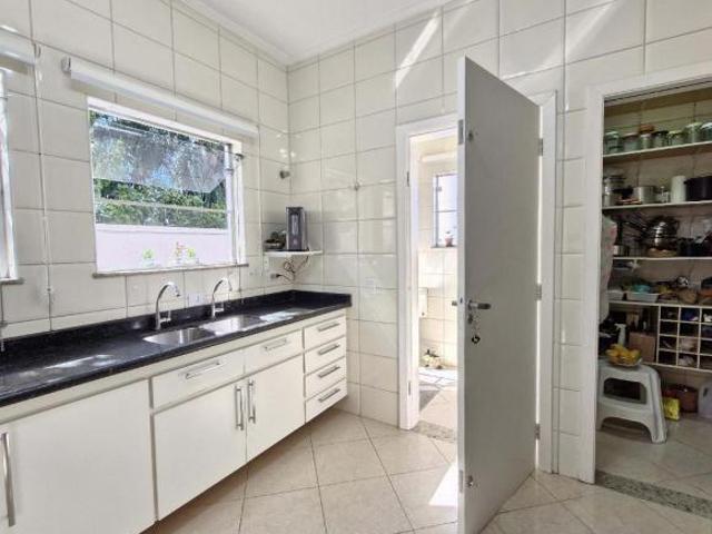 Elegante sobrado para venda em Tucuruvi com 3 quartos, sendo 3 suítes, 234m²
