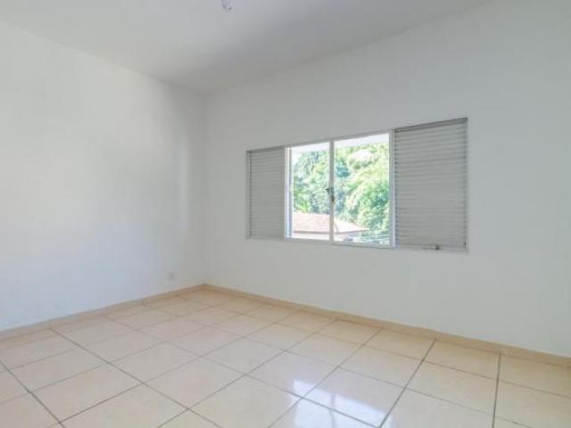 Imperdível sobrado para venda em Vila Nova Caledônia com 3 quartos, sendo 1 suíte, 136m² remaxares