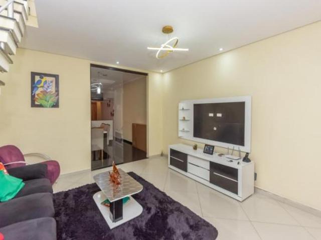 Versátil sobrado para venda em Demarchi com 3 quartos, sendo 3 suítes, 243m²