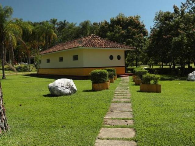 Agradável terreno comercial para venda em Mato Dentro, 86,280m² theremaxcollection#59COT