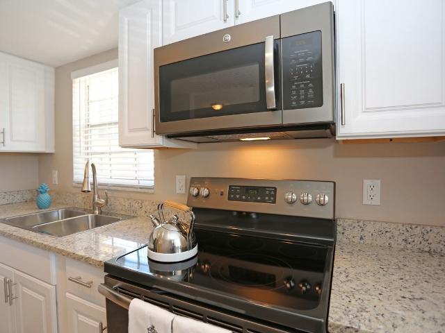 Imperial Village 1 Bedroom Apartment for Rent at 9790 Hamlin Blvd #302, Seminole, FL 33776