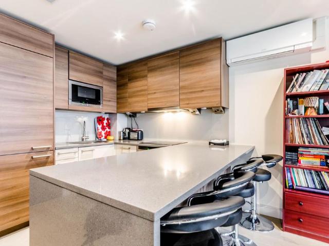 Imperial Wharf, Fulham, London, SW6 1 bed flat to rent £3,700 pcm £854 pw