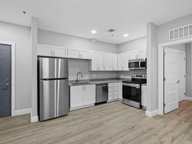 Imperial Apartments at Six Points Studio Apartment for Rent at 1800 S Staples St, Corpus Christi, TX 78404 Bay Area