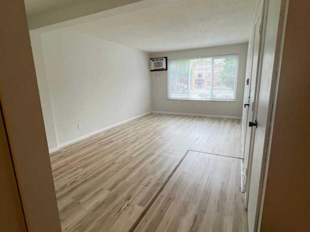 Imperial Apartments 2 Bedroom Apartment for Rent at 516 W Mulberry St, Kokomo, IN 46901