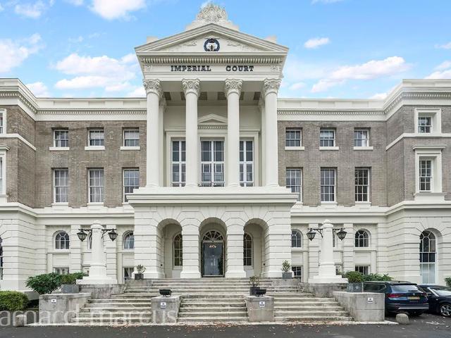 Imperial Court, 225 Kennington Lane, London SE11, 3 bed flat to rent, £3,700 pcm | PrimeLocation