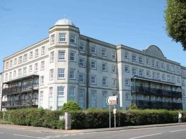 Imperial Court, Marine Parade West, 1 Bedroom Apartment