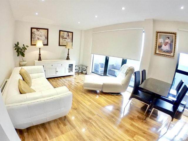 Imperial Drive, Harrow 1 bed apartment to rent £1,595 pcm £368 pw
