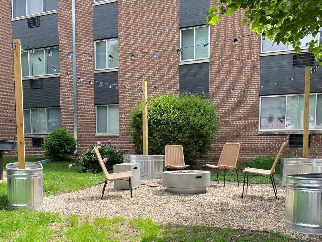 Imperial Grand Prix Studio Apartment for Rent at 3407 Grand Ave, Des Moines, IA 50312 North of Grand