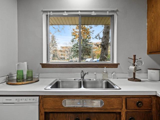 Imperial Heights Apartments 1 Bedroom Apartment for Rent at 85 85 & 90 Imperial Dr. W West St Paul, MN 55118