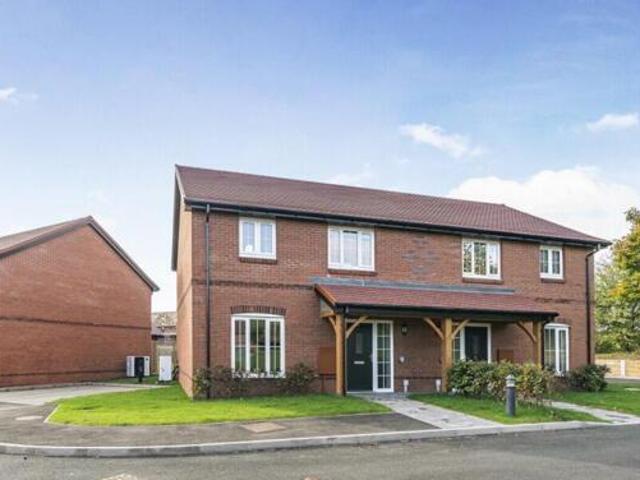 Imphal Close, Lime Tree Village, 2 Bedroom Retirement