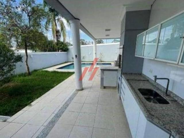 Imponente casa de alto padrão em Alphaville Residencial Dois: 5 quartos, 5 suítes, 3 salas, 8 banhei