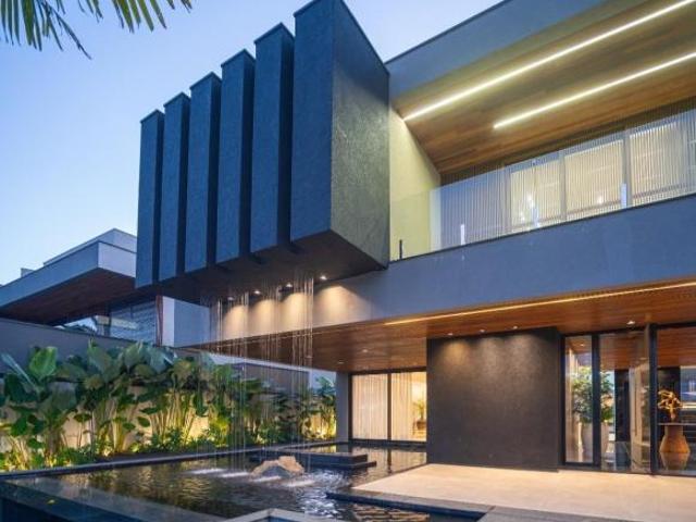 Imponente mansão de 7 suítes à venda na Riviera de São Lourenço, Bertioga SP: Luxo e sofisticação em