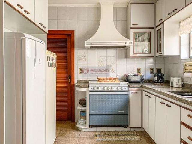 Imponente Residência de Luxo à Venda em Campinas SP no Jardim Conceição: 5 Quartos, 5 Suítes, 3 Sala