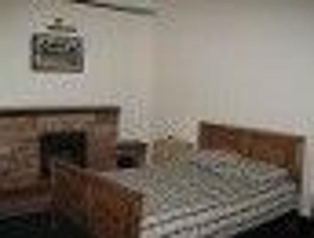 Impressive 3 Bedroom Student House in Central Newark