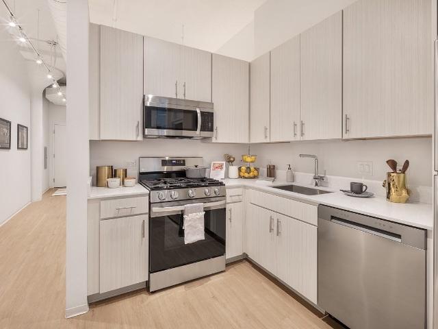Imprint 1 Bedroom Apartment for Rent at 717 S Clark St, Chicago, IL 60605 Loop