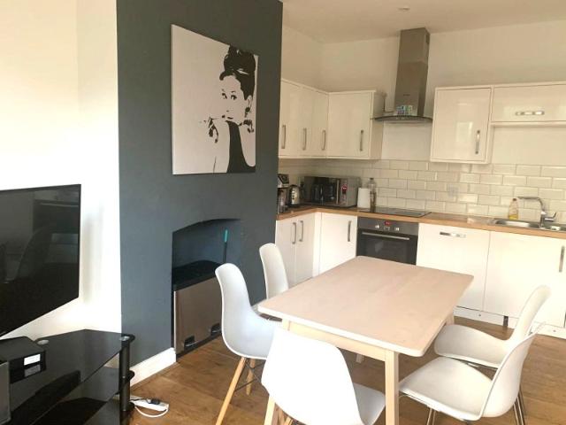 In the heart of East Oxford 5 bedroom property