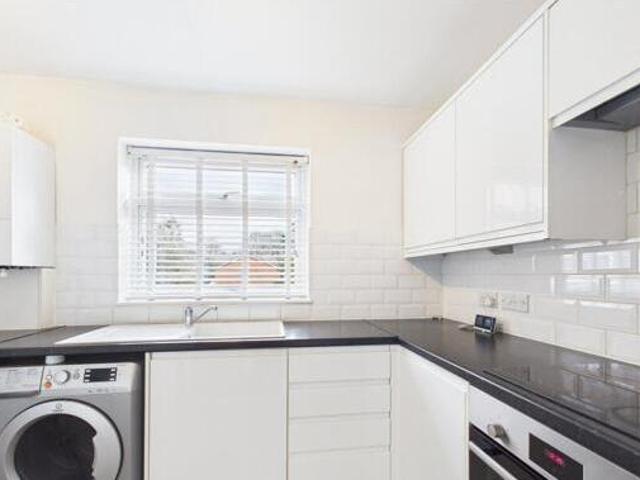 In The Ray, Maidenhead, 2 Bedroom Apartment