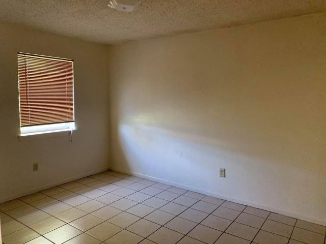 In Town Apartments! 2 Bedroom Apartment for Rent at 501 E Boynton St, Hamilton, TX 76531