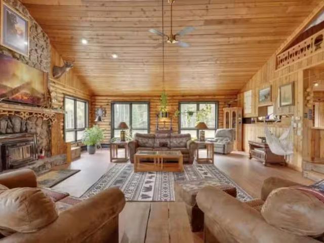 Inn for Sale: The trappers cabin