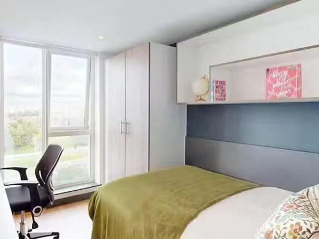 Innovo House 8 Bed Premium En suite