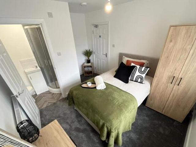 Ince, Cemetery Road, Ince in makerfield, 1 Bedroom House