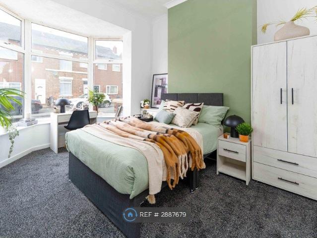 Ince Green Lane, Wigan WN3, Room to rent, £525 pcm | PrimeLocation