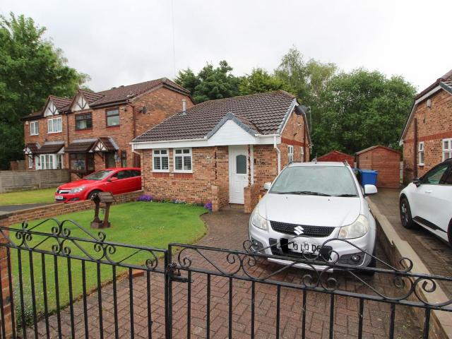 Ince Hall Avenue, Ince, Wigan WN2, 2 bed bungalow to rent, £850 pcm | PrimeLocation