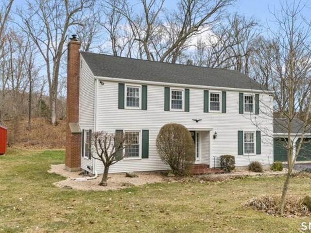 Inchcliffe Dr, Ledyard, Home For Sale