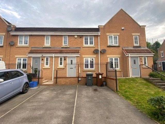 Inchburn Crescent, Penistone, Sheffield, South Yorkshire, UK S36, 3 bed detached house to rent, £1,150 pcm | PrimeLocation