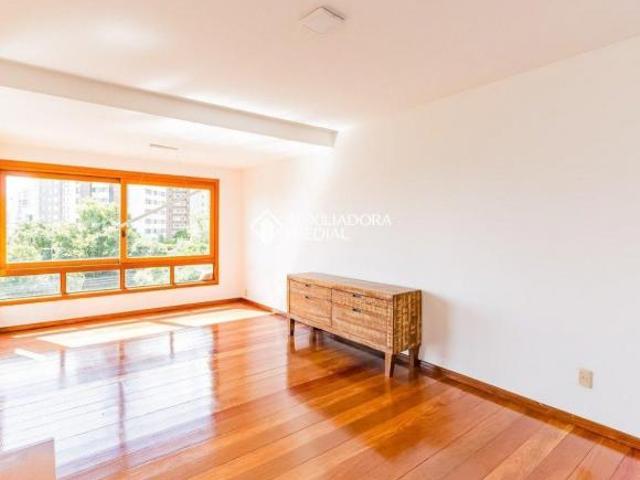 Incrível apartamento 3 quartos, no bairro Petrópolis